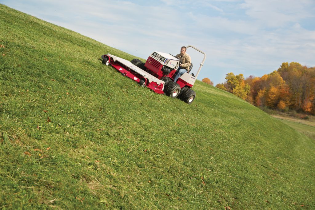 Slope mowing 2048 | GreenKeeping Magazine