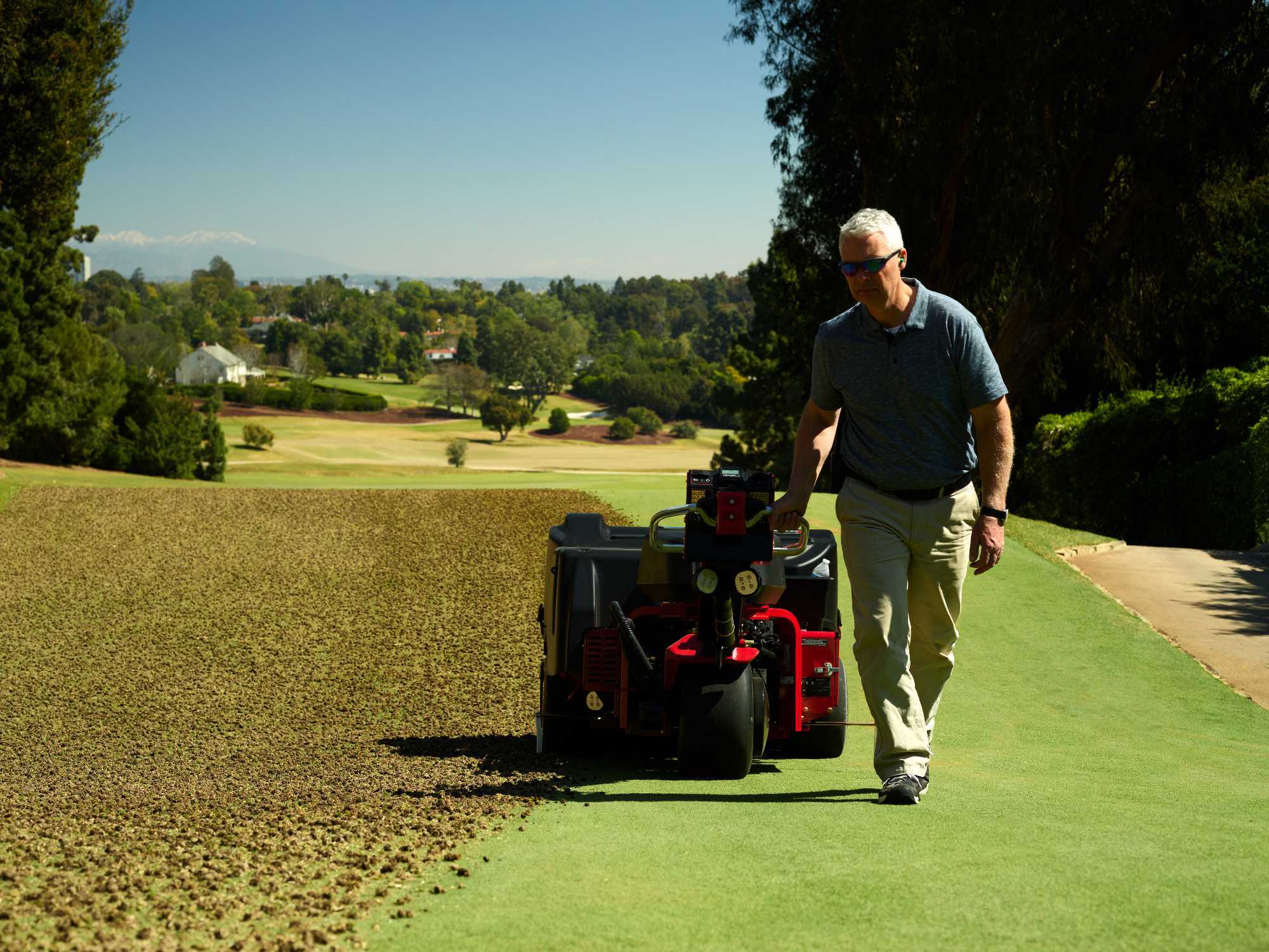 Get your turf back in the game this autumn with the Toro ProCore 648s ...